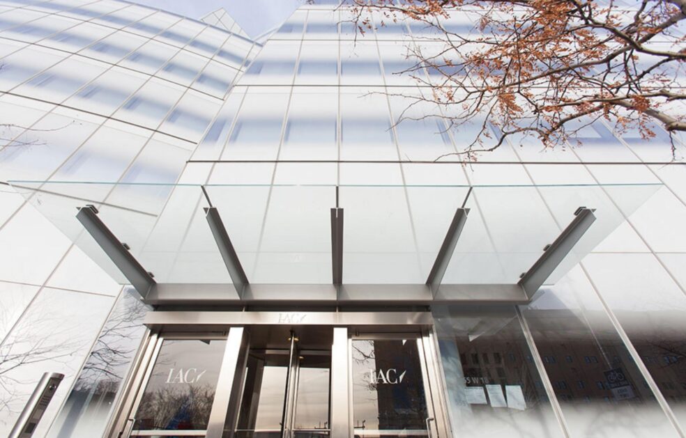 IAC Building - General Glass